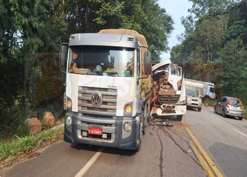 Colisão entre caminhão e VW Gol deixa motorista morto em Bom Jesus do Amparo - Itabira Online