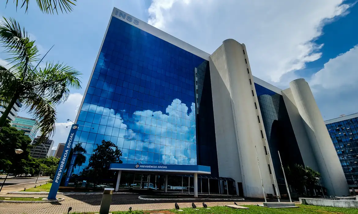 INSS vai devolver R$ 292,7 milhões para aposentados entre maio e junho; entenda - Itabira Online