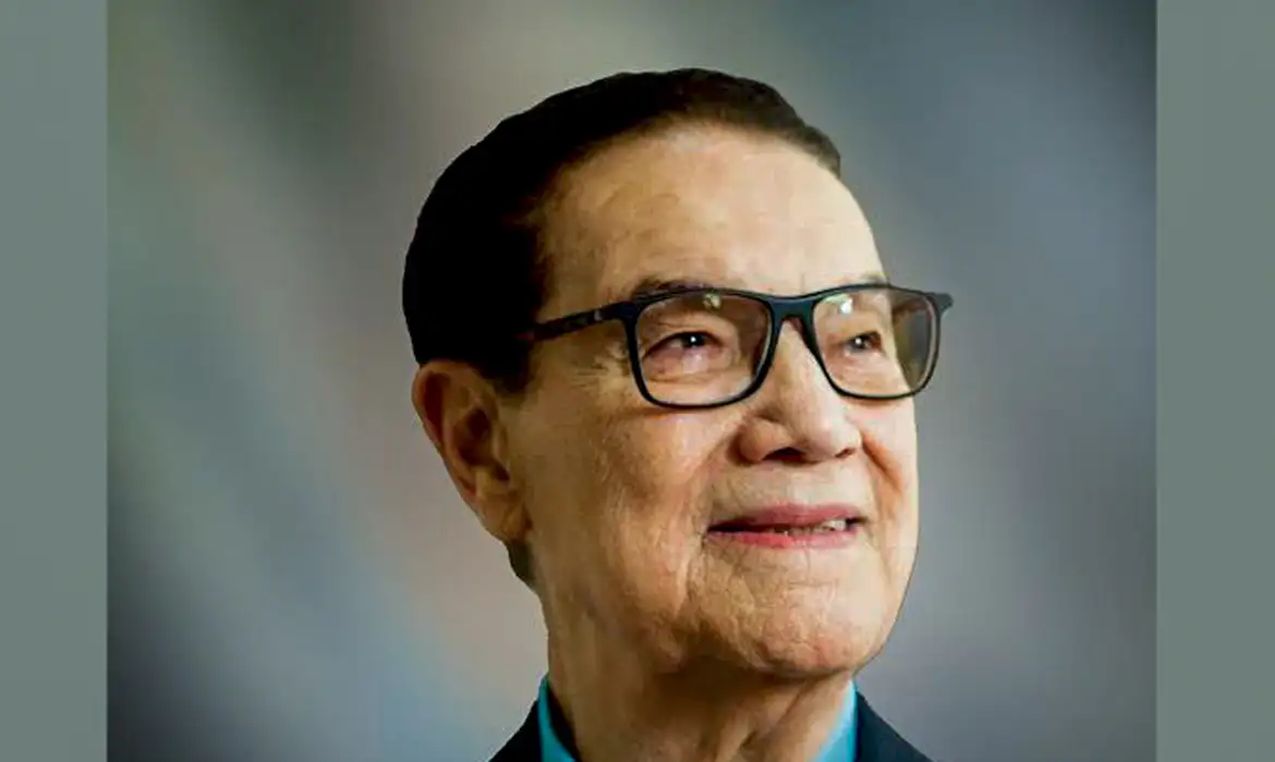 Médium Divaldo Franco morre aos 98 anos, em Salvador - Itabira Online